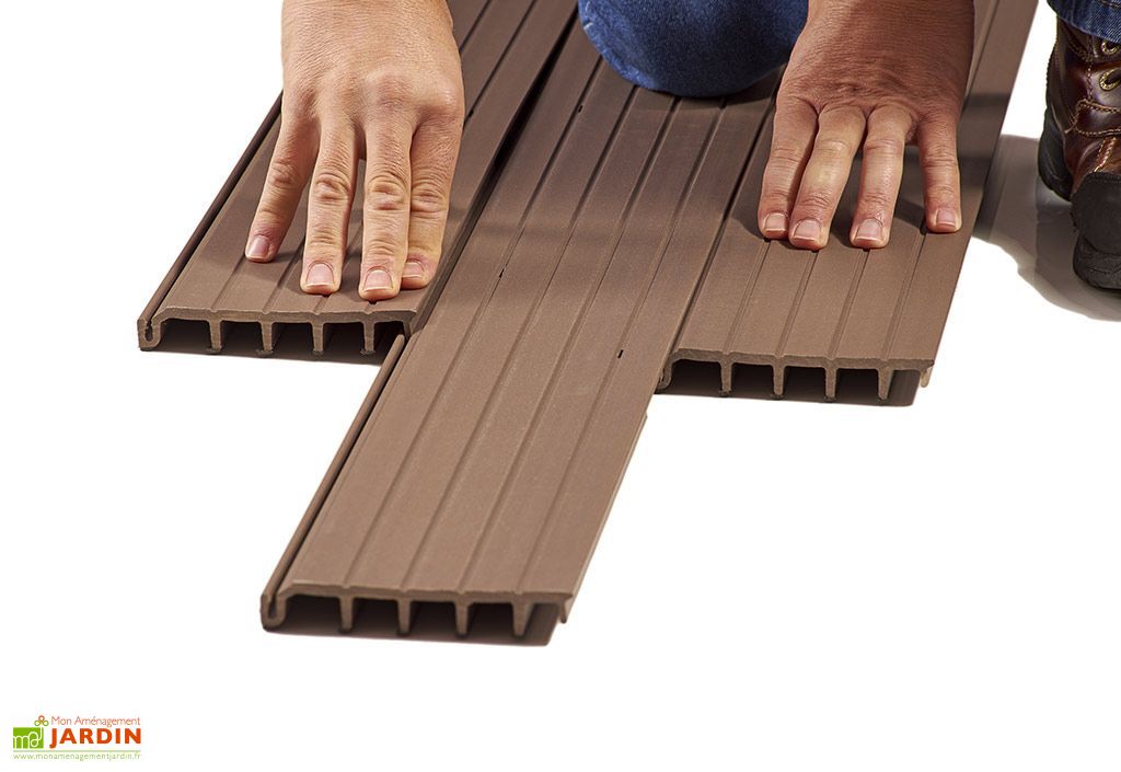 Lames de Terrasse Composite à Emboiter Marron Brossé - Blitz Decking