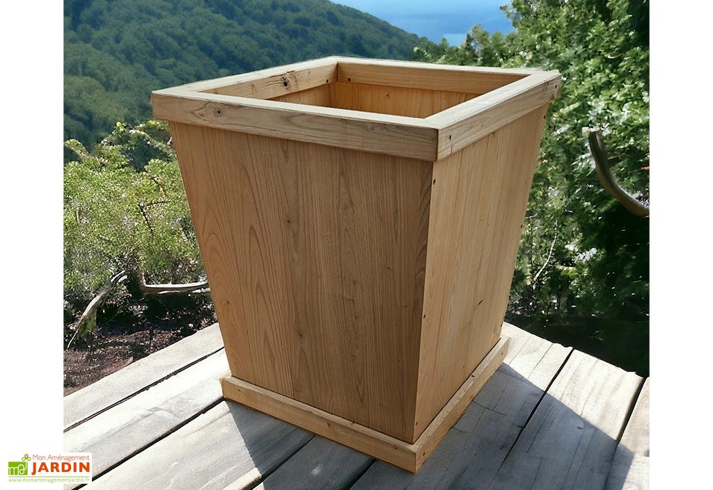 Bac à fleurs en bois de châtaignier brut – 52 x 52 x 60 cm - Le Livet