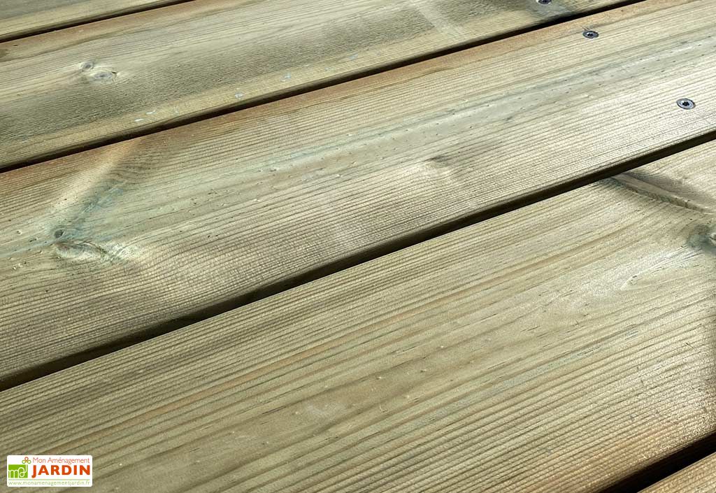 Kit lames de terrasse en bois de pin traité 30 m² + visserie - Terrasse ...