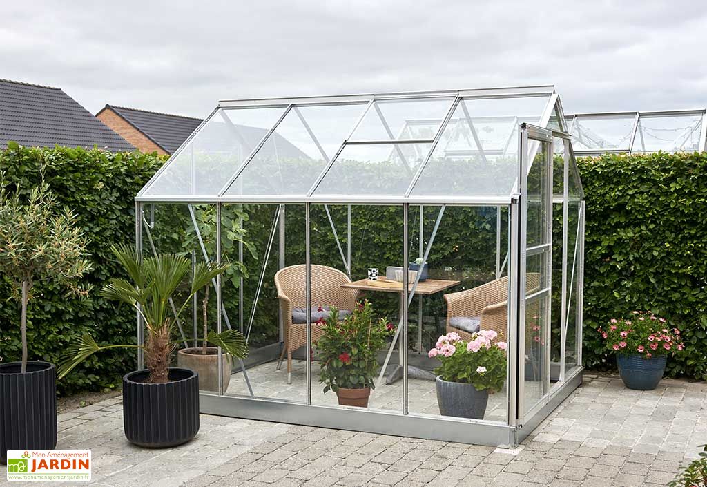 Serre de jardin en verre - Mon Aménagement Jardin
