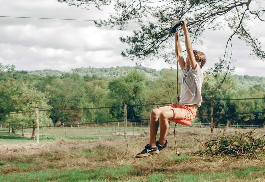 Tyrolienne jardin - Mon Aménagement Jardin